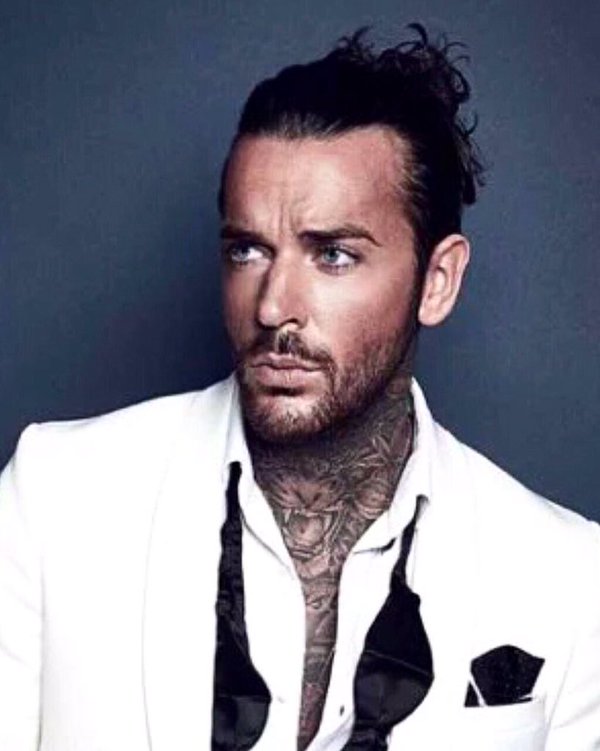 TOWIE's Pete "The Pirate" Wicks at Walkabout Derby at The Walkabout Inn ...