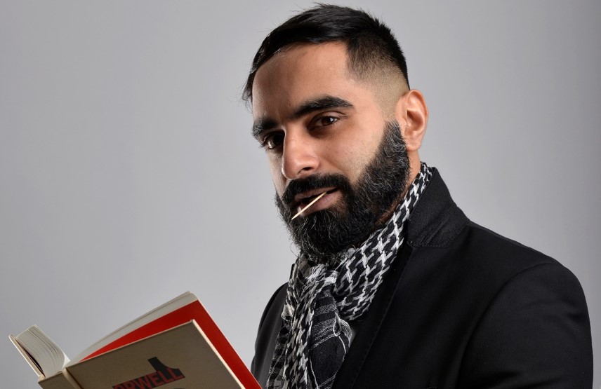 TONIGHT! Comedy Central Live - Tez Ilyas at Square One, Coventry on ...
