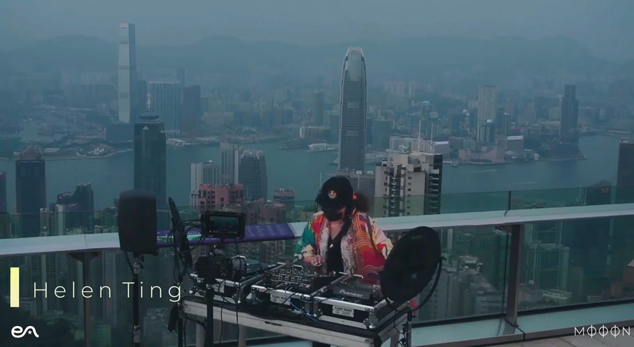 [ONLINE] Helen Ting at Sky Terrace 428, The Peak - Hong Kong Sights and ...