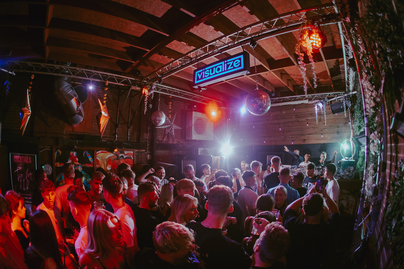 Visualize: Robbie Doherty Bar & Terrace Party at Distrikt, Leeds on ...